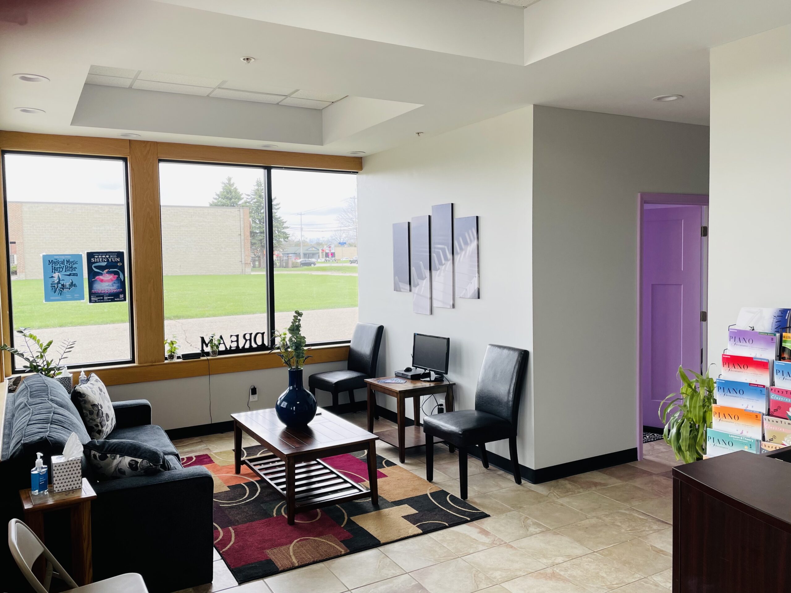 RAM23_WaitingRoom-5 – Roth Academy of Music